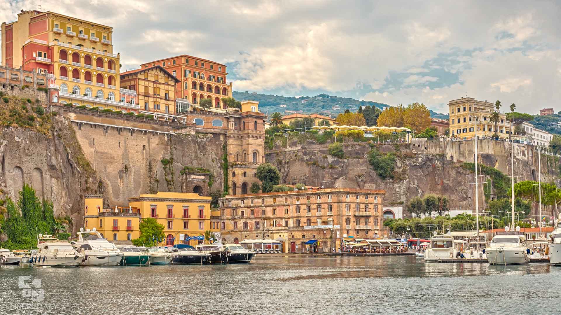 Amalfi Coast and Pompeii Private Tour - Leisure Italy