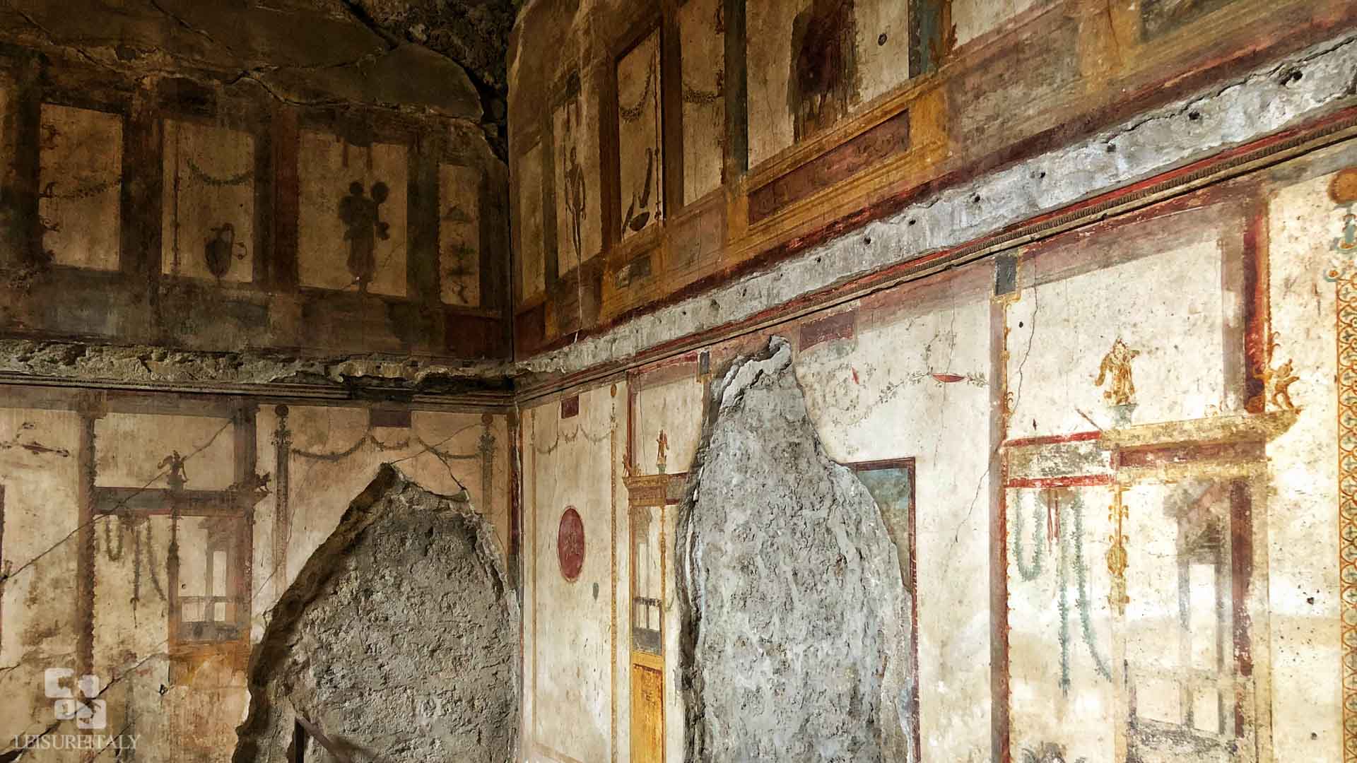 Pompeii and Wine Tasting on Mt Vesuvius - Leisure Italy